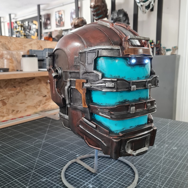 Level 1 Remake Helmet Dead Space (standard Suit Helmet) - Etsy