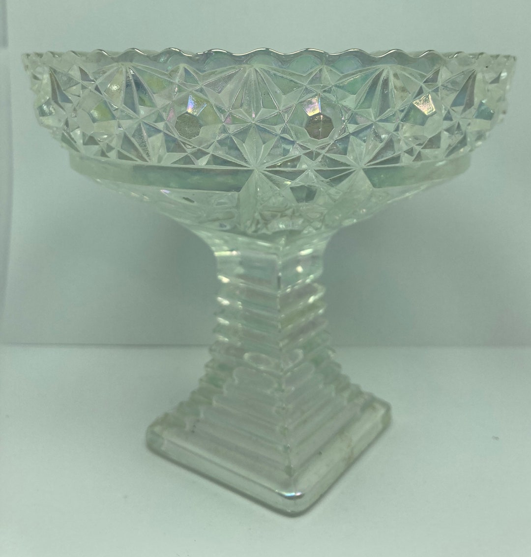 L. E. Smith/mckee White Glass Iridescent Innovations compote pattern ...