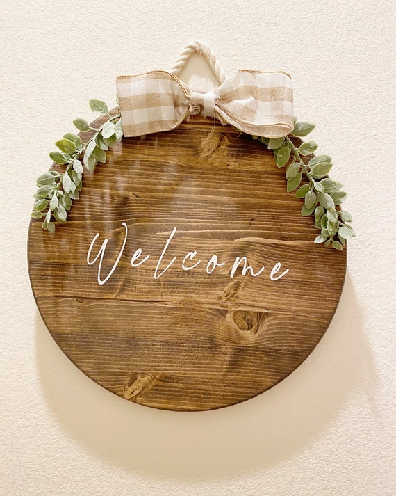Round Wooden Welcome Sign | Etsy