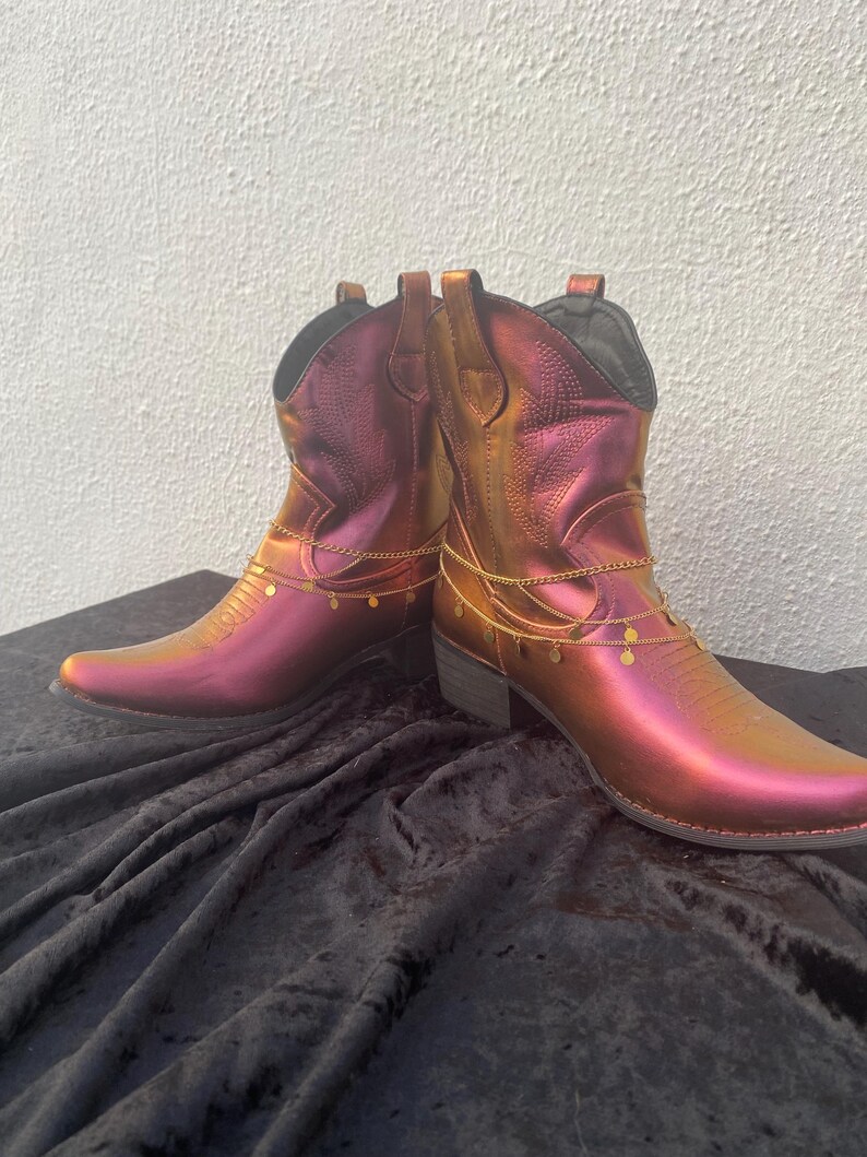 Disco Boots Hand Painted Cowboy Boots. Chrome Color Shifting Changing ...