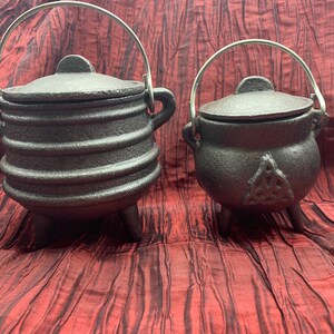 Cast Iron Cauldron with Lid and Handle Triquetra or Banded | Etsy