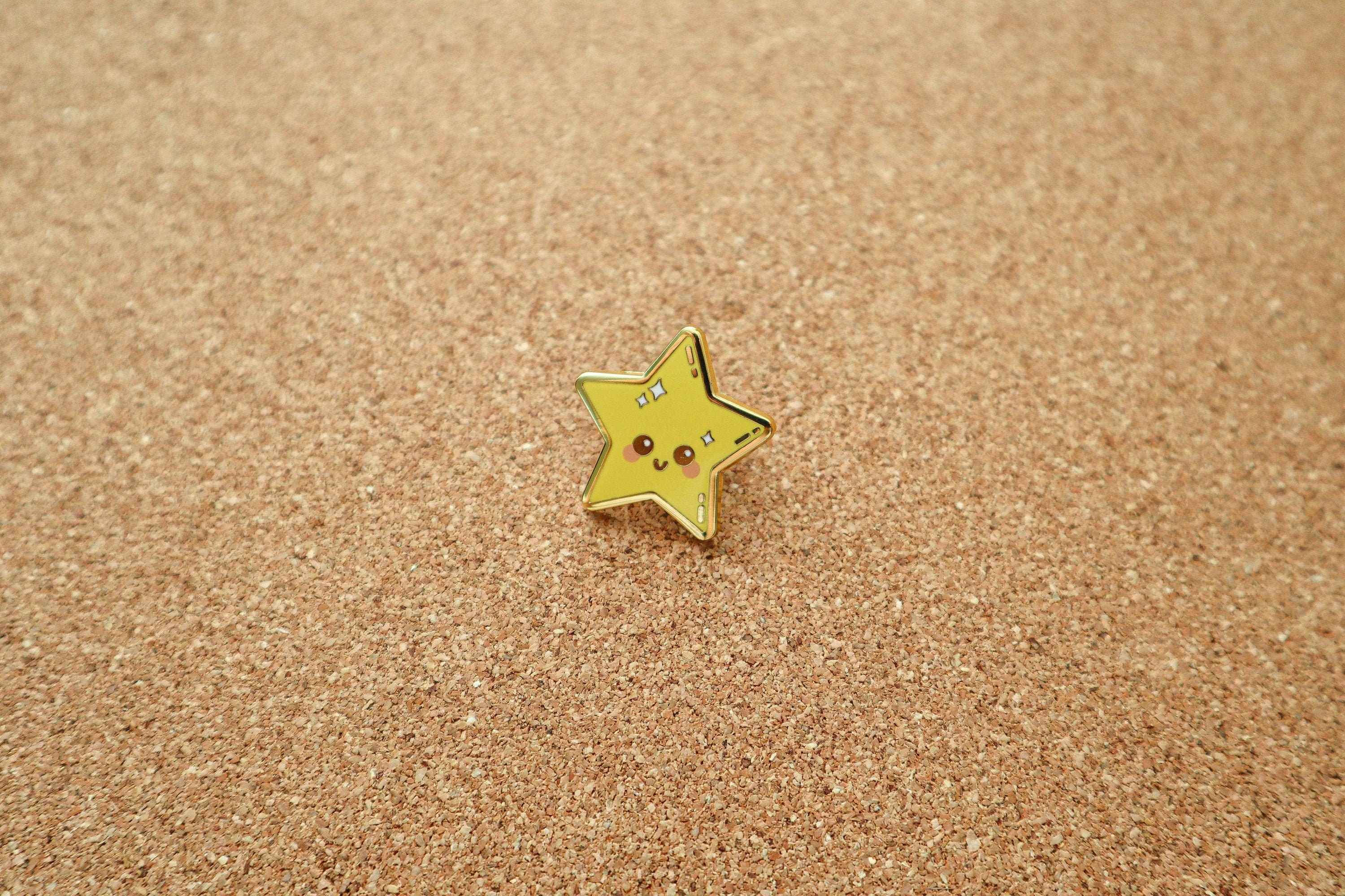Pin estrella Pin de oro Pin solar Pin celestial Pin - Etsy España
