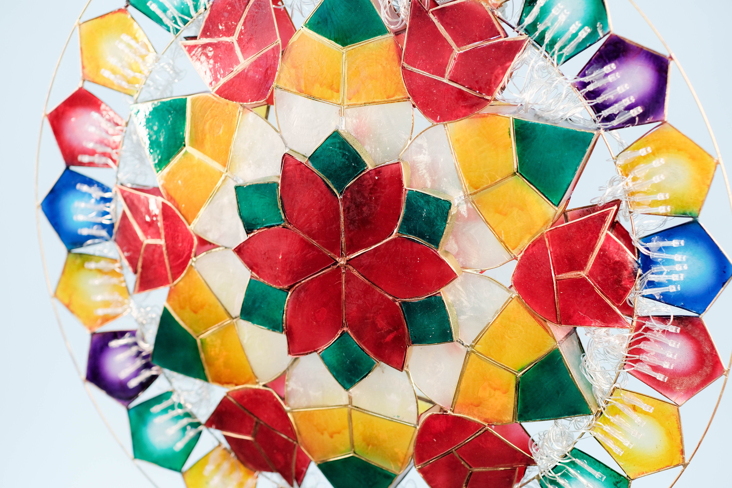 Tulip LED Capiz Parol Christmas Lantern — Parols of America