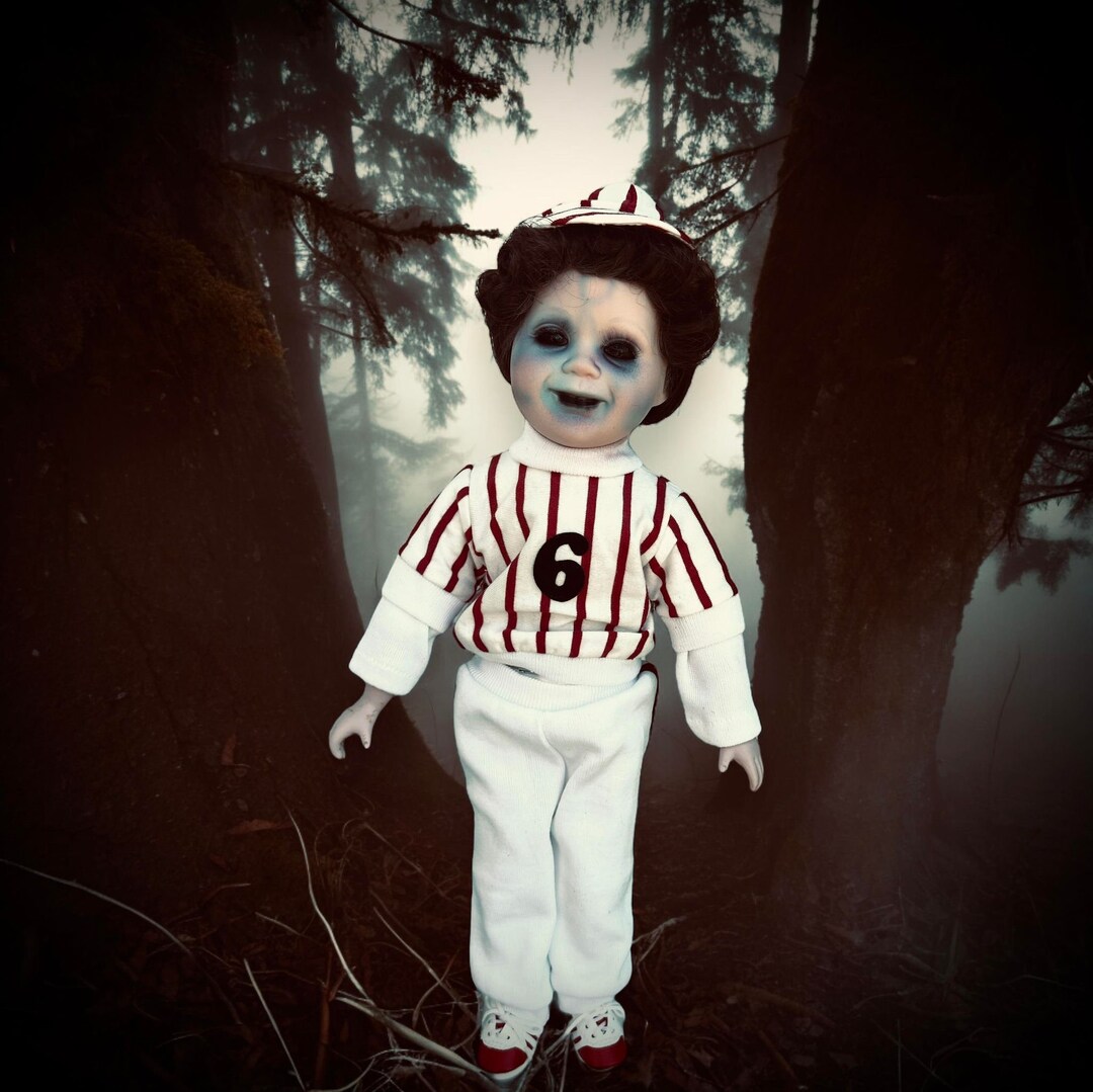 Meet Riley 16 Doll Porcelain Zombie Undead Witchy Creepy Haunted Spirit ...