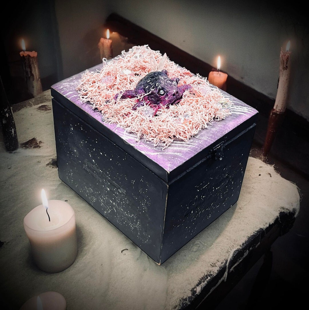 Familiar Witch Wooden Box Trinket Oddity Box Clay Sculpture Curiosity ...