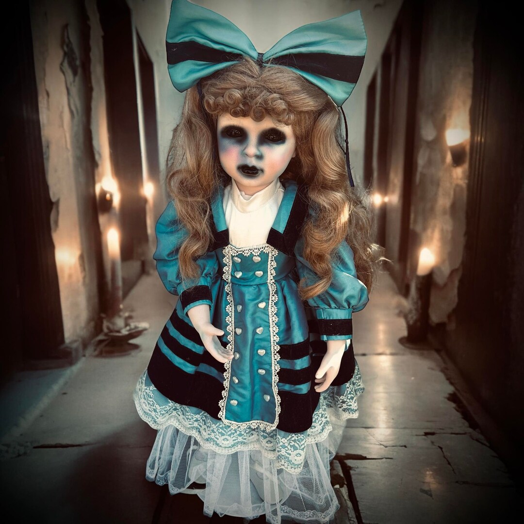 Meet Hannah 25 Doll Porcelain Positive Spirit Haunted Paranormal Oddity ...
