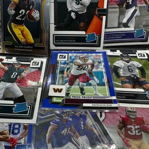 THE HOBBY Box Football - 5 Packs, 2 Graded Cards, 4 Hits (1 Autograph ...