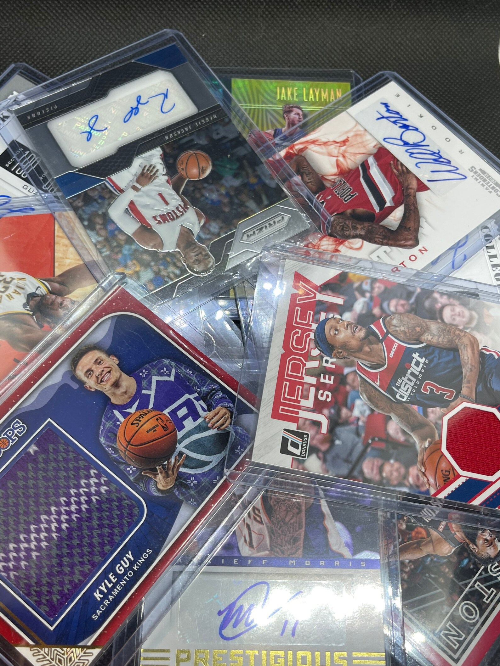 Mega NBA Basketball Card Box 1 GRADED CARD, 4 Packs, 1 Hit (relic ...