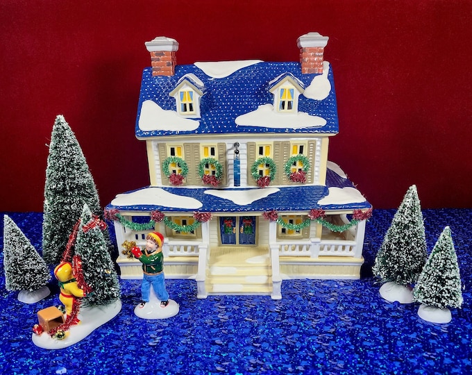 Brand NEW Dept. 56, Snow Village snowy Pines Inn Gift Set With Lighted ...