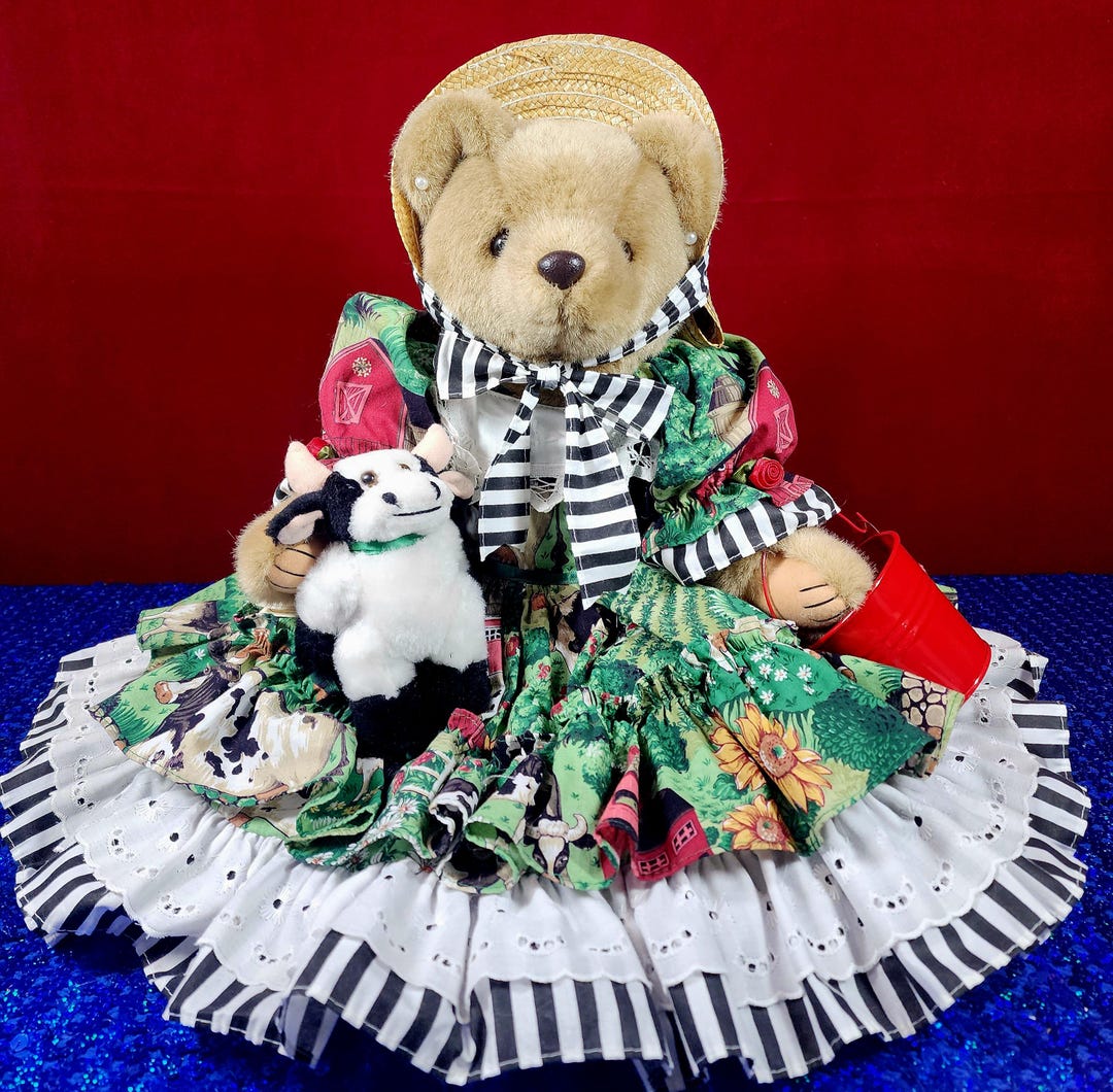 Bearly People Collectible Teddy Bear: Dairy Farm Dress, Toy Cow, 1996 ...