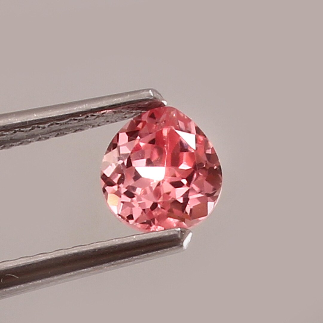 Ceylon Padparadscha Sapphire Heart Cut Gemstone: 1.00 Ct, 5x5 Mm - Etsy