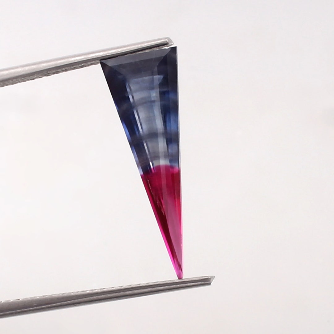 Bi-color Ceylon Sapphire: AAA Trillion Cut Loose Gemstone, 3.40 Ct - Etsy
