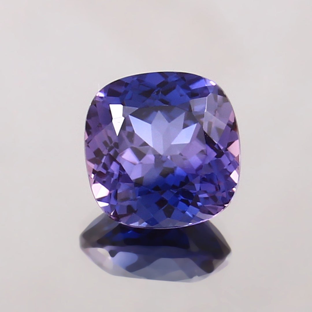 AAA Flawless Colorshift Ceylon Purple Sapphire Loose Cushion Gemstone ...