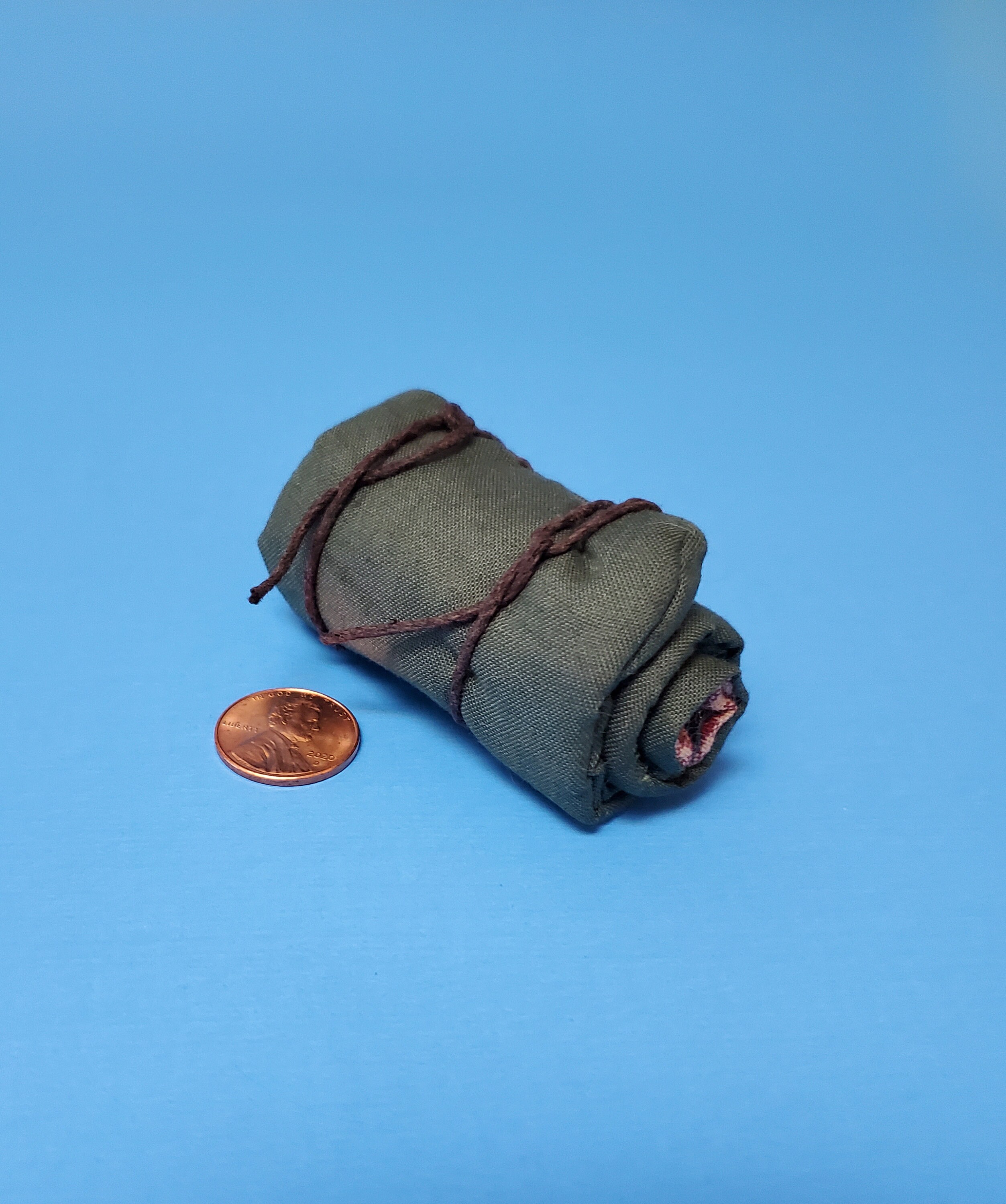 1:12 Scale Miniature Camping Set Includes a Camper's Stew Campfire ...