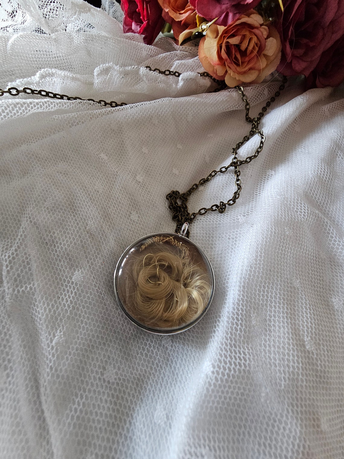 MOURNING: Victorian Locket With Human Hair Locks, Mourning Jewellery ...