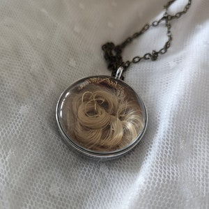 MOURNING: Victorian Locket With Human Hair Locks, Mourning Jewellery ...