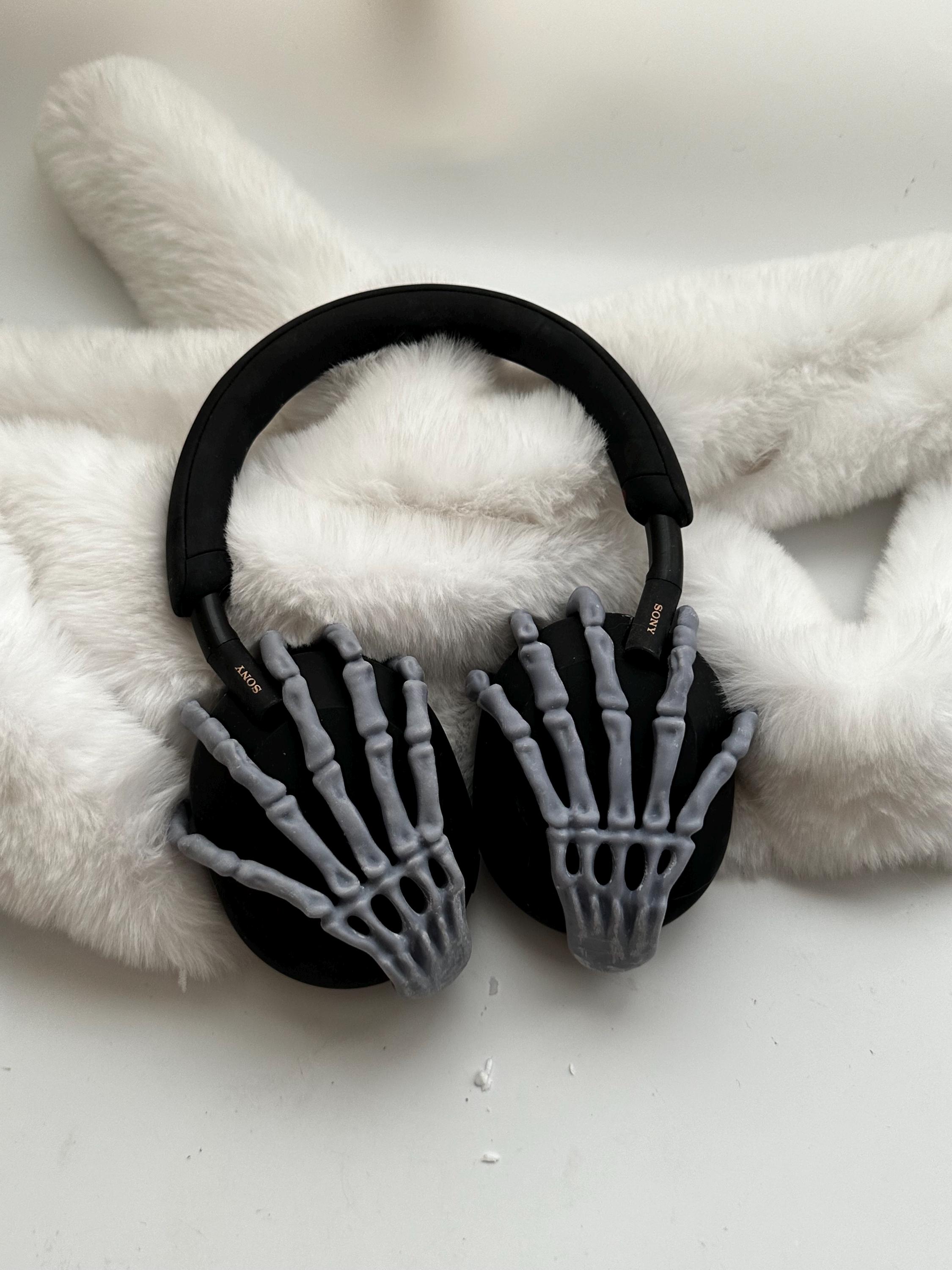 3D Printed 'skeleton Hand' Headphone Attachment for Sony WH-1000XM5 ...
