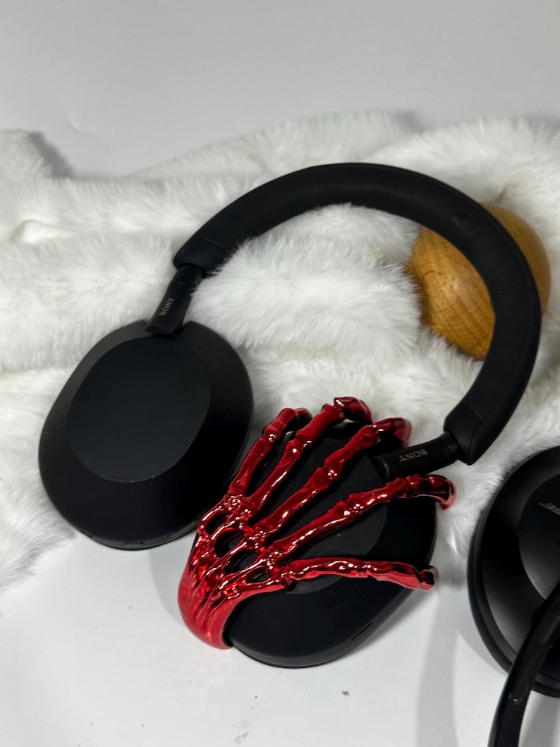 3D Printed 'skeleton Hand' Headphone Attachment for Sony WH-1000XM5 ...