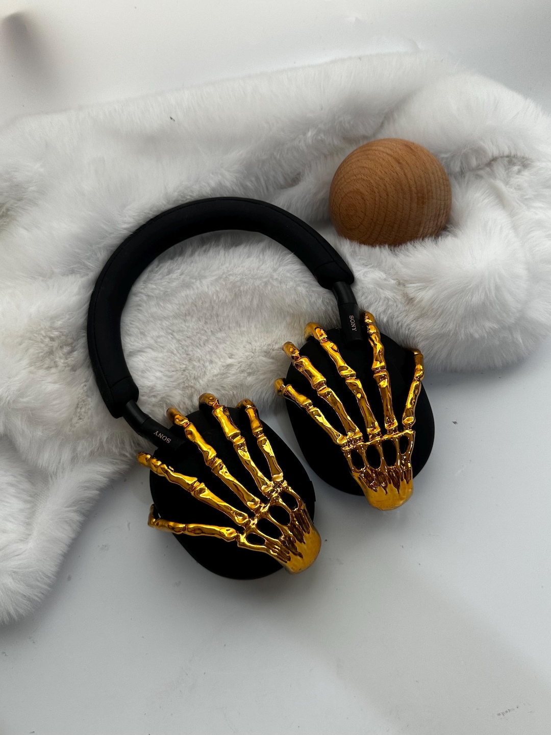 3D Printed 'skeleton Hand' Headphone Attachment for Sony WH-1000XM5 ...