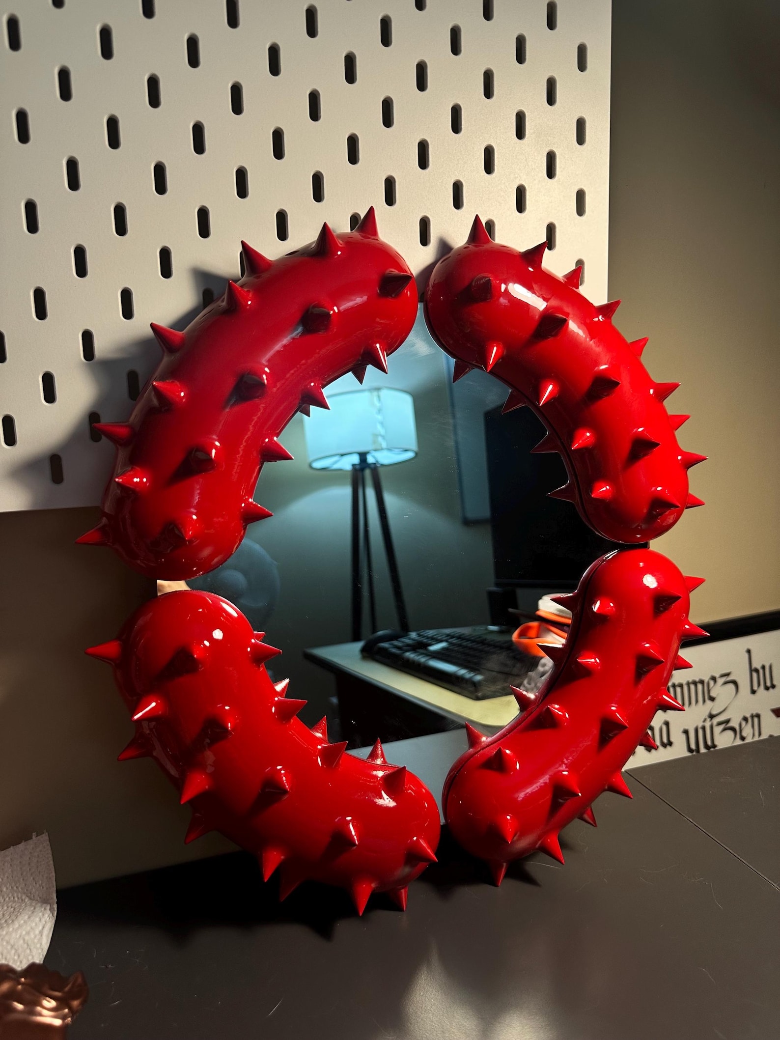Cyberpunk Spike Mirror: 3D Printed Modular Wall Decor and Mirrors Frame ...