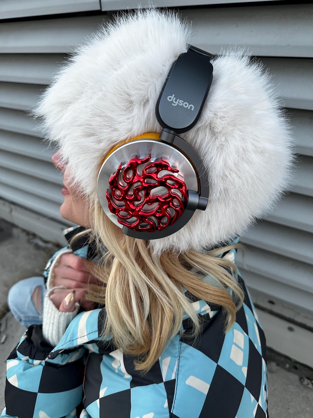 Dyson Ontrack 'helical' Headphones Attachment: 3D Printed Resin Cover ...