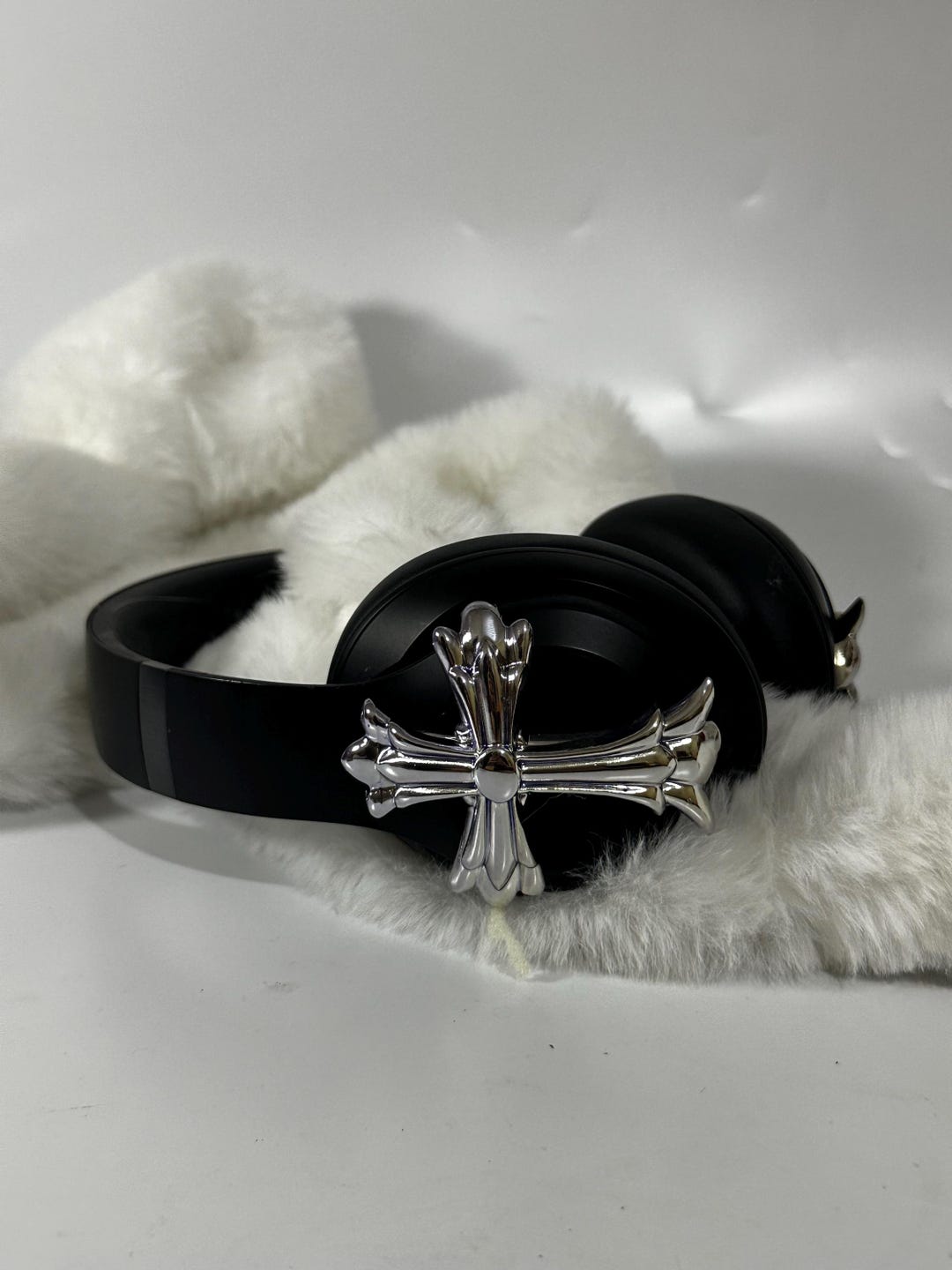 Beats Studio Pro ‘pewter Cross’ Headphones Attachment by Tudze / Beats ...