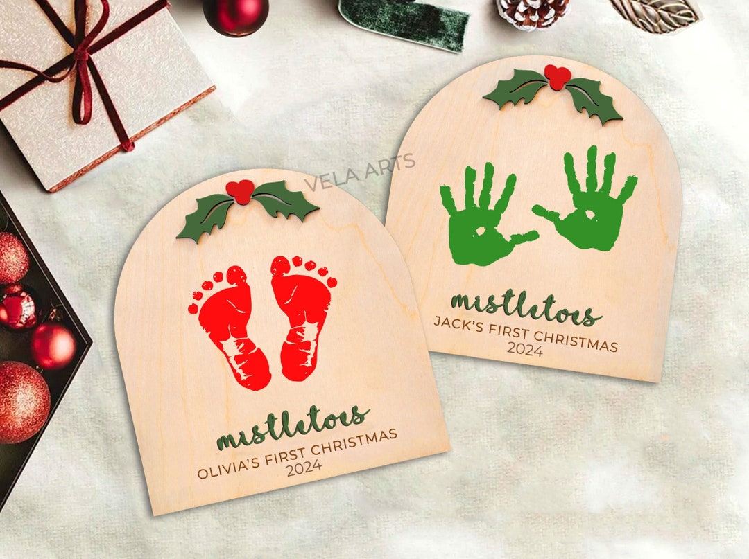 DIY Christmas Footprint Art, 3D Mistletoes Baby Handprint Sign, Baby's ...
