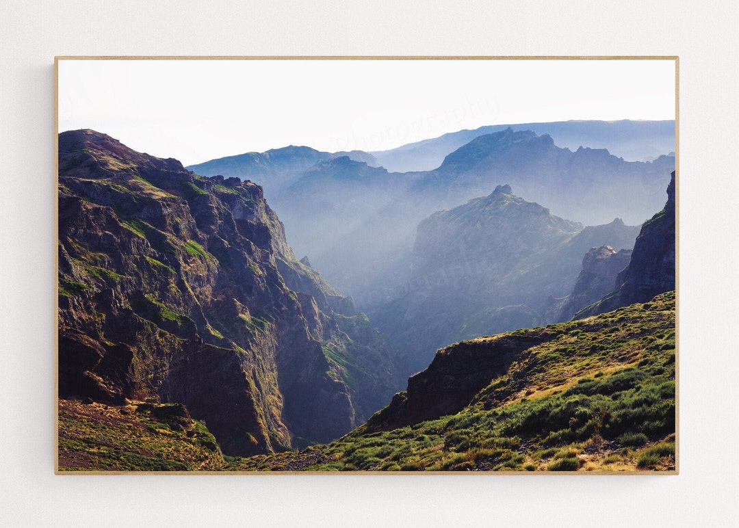 Bergtal in Haze Kunstdruck, Madeira, Portugal, Berge, Fine Art Print ...