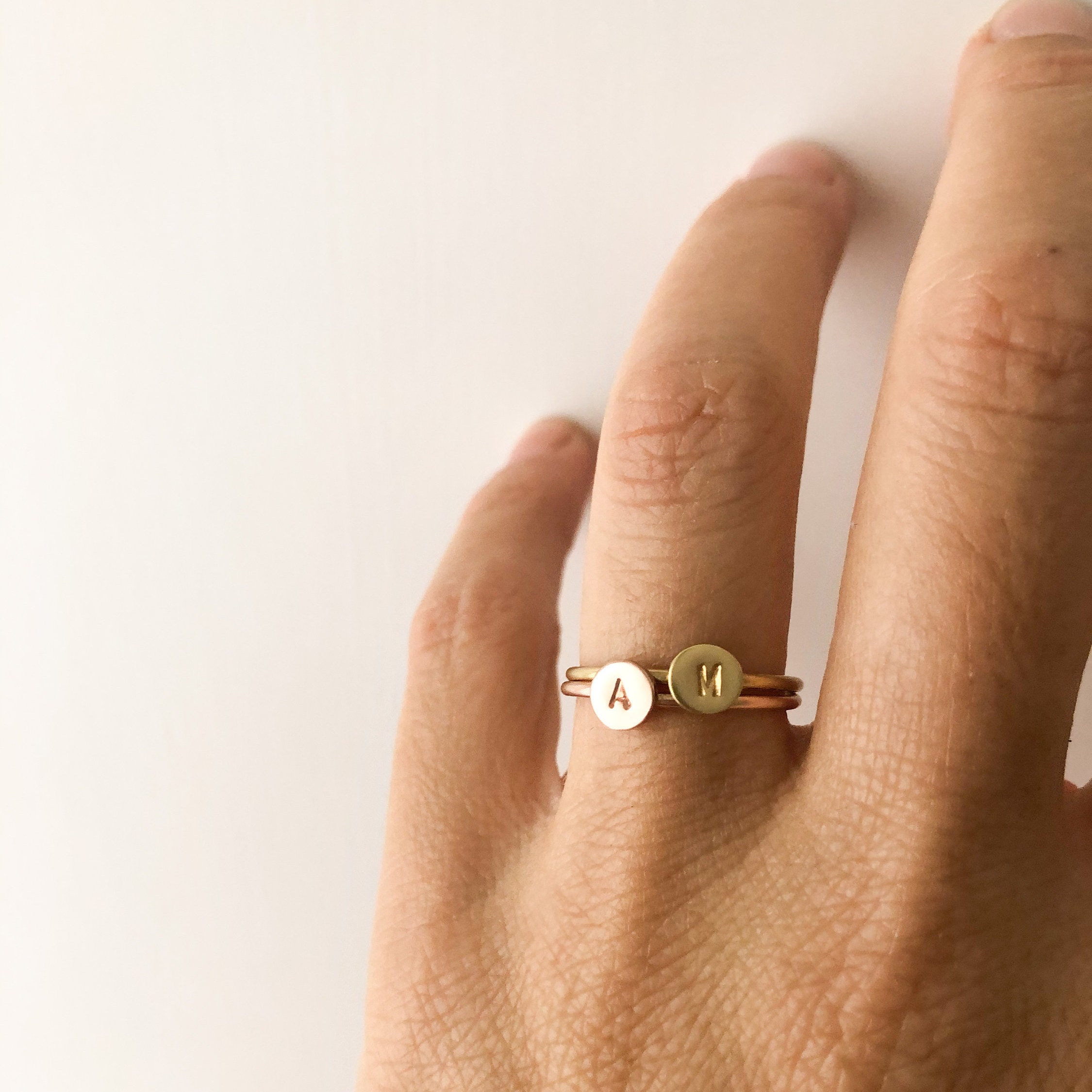 Anillo con inicial Anillo personalizado con inicial anillo | Etsy