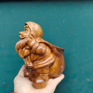 Santa Claus Carring Sack Statue, Merry Christmas Santa Claus Pen Case ...