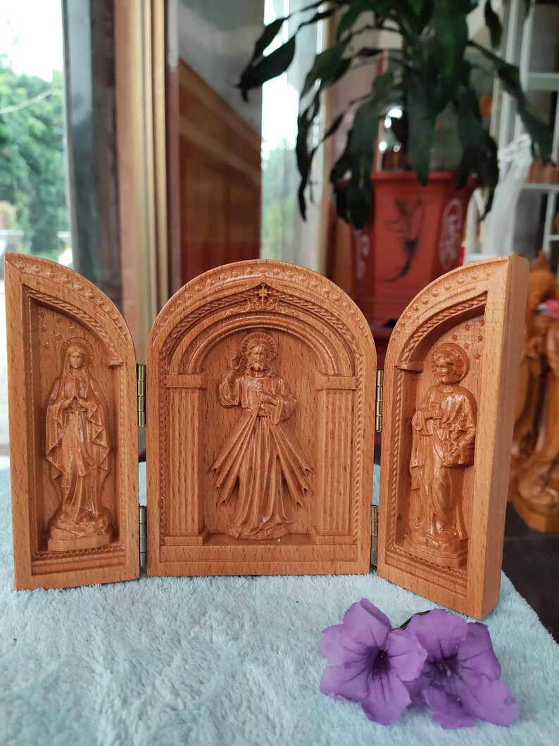 The Holy Family Figurine Triptych of Jesus Virgin Mary and - Etsy