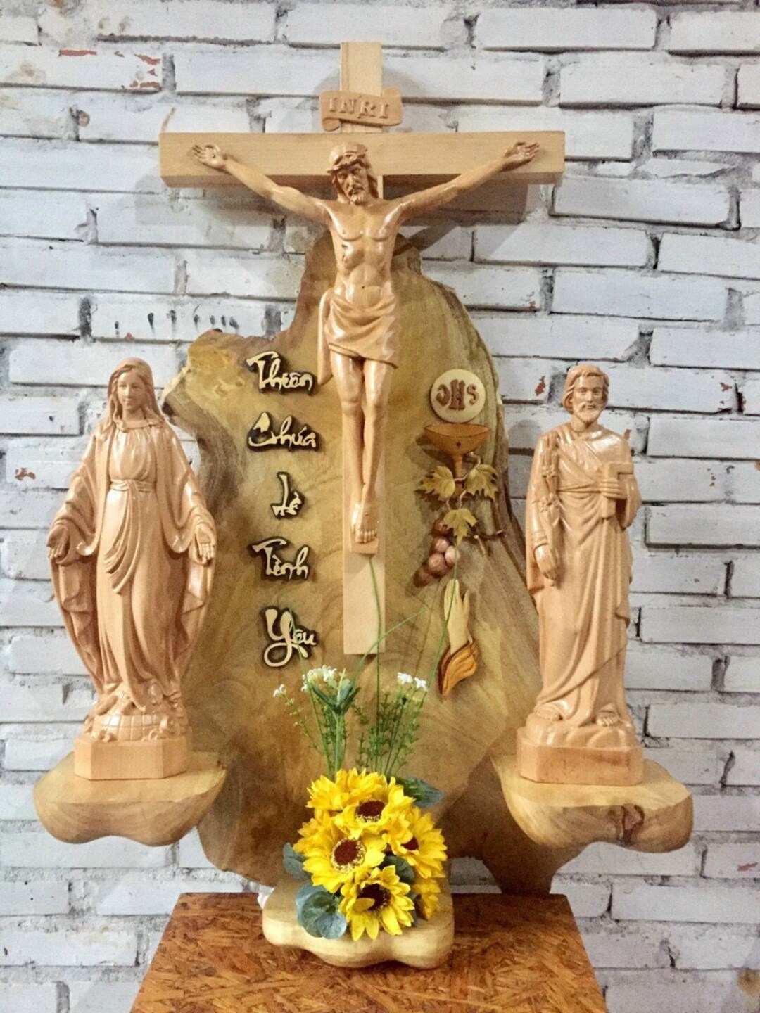 The Holy's Family Statue Displayed on Altar, Jesus's Family Figurines ...