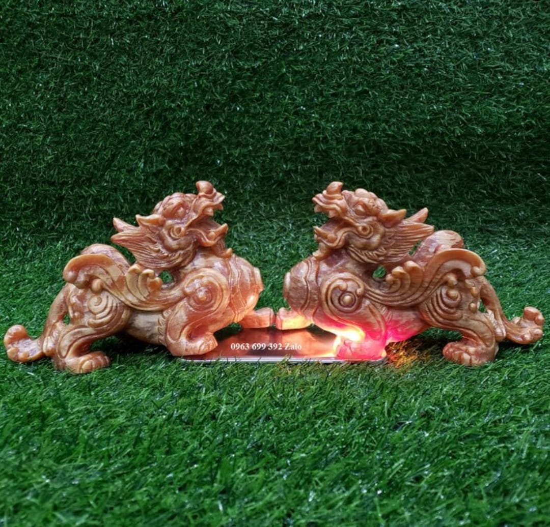 Chinese Feng Shui Lucky Pair of Pixiu Sculpture, A Pair Fengshui Animal ...