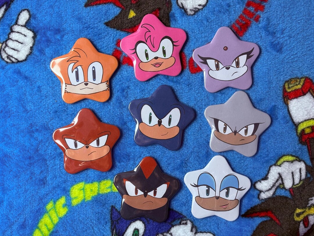 Sonic and Friends Star Shaped Pin Badges || Sonic Shadow Amy Tails ...