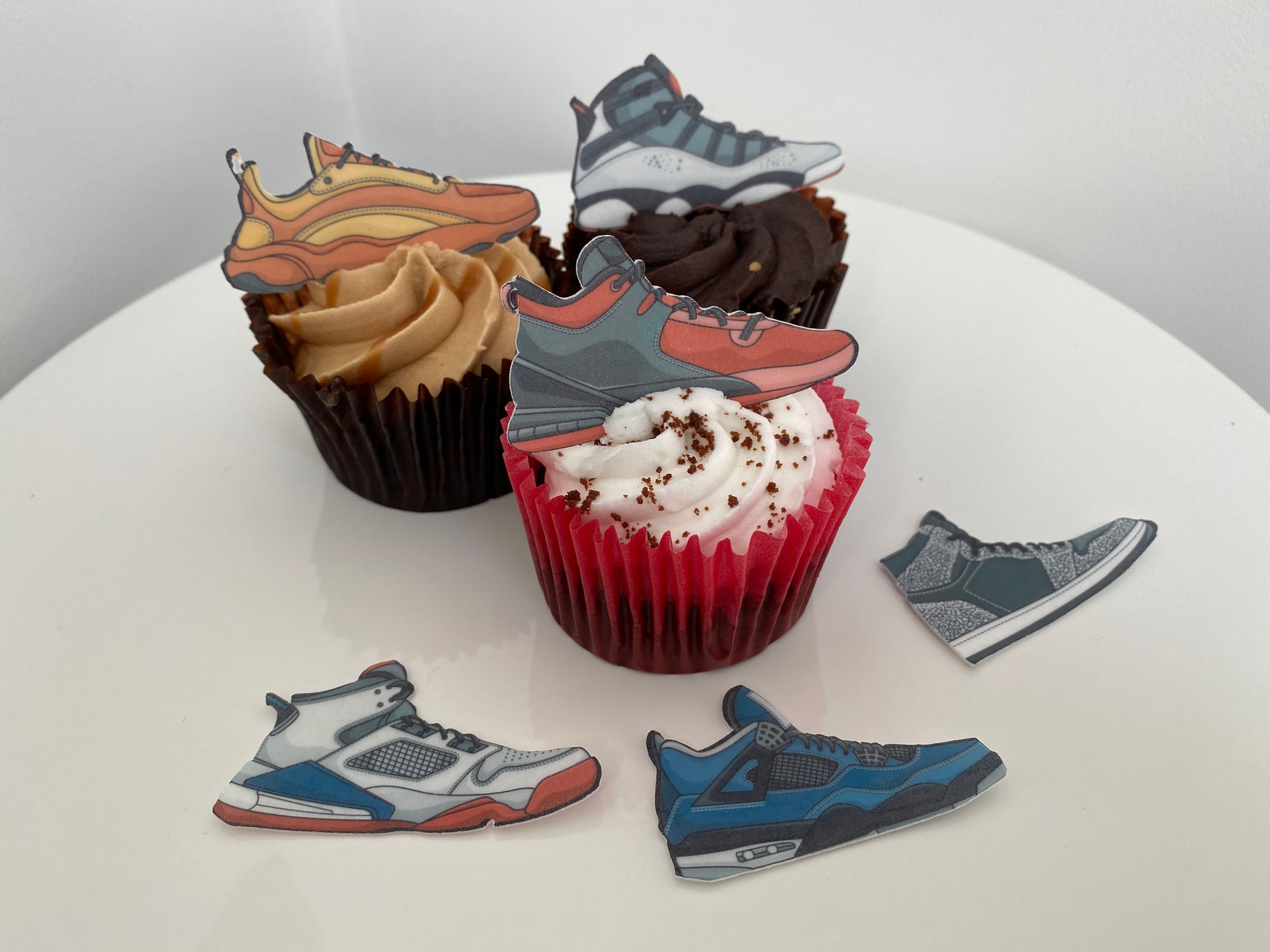 Trainers / Sneakers / Running Shoes Wafer Topper - Edible Cake ...