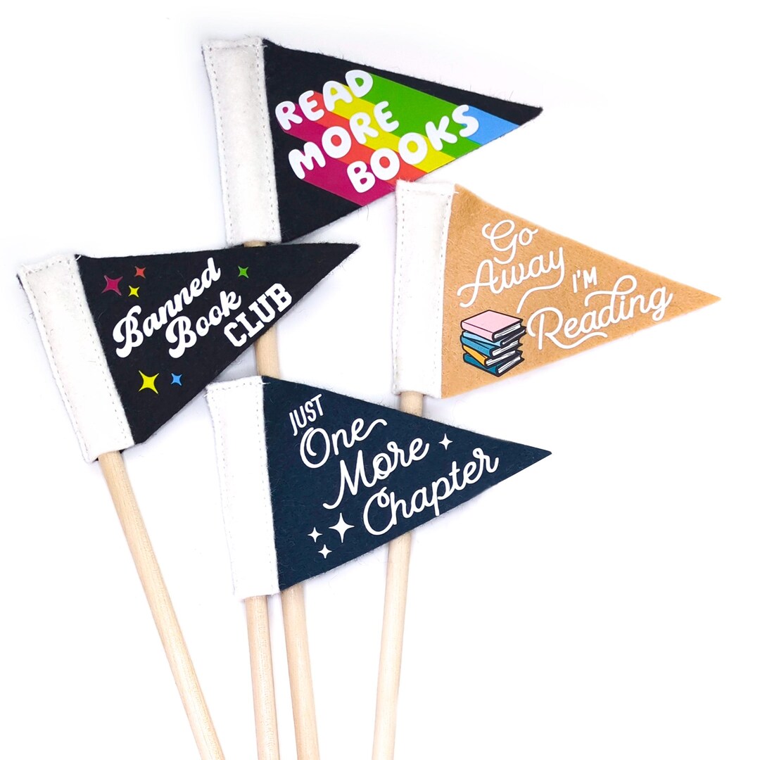 Tiny Book Pennants- Mini Shelf Decor for Readers & Book Lovers - Etsy