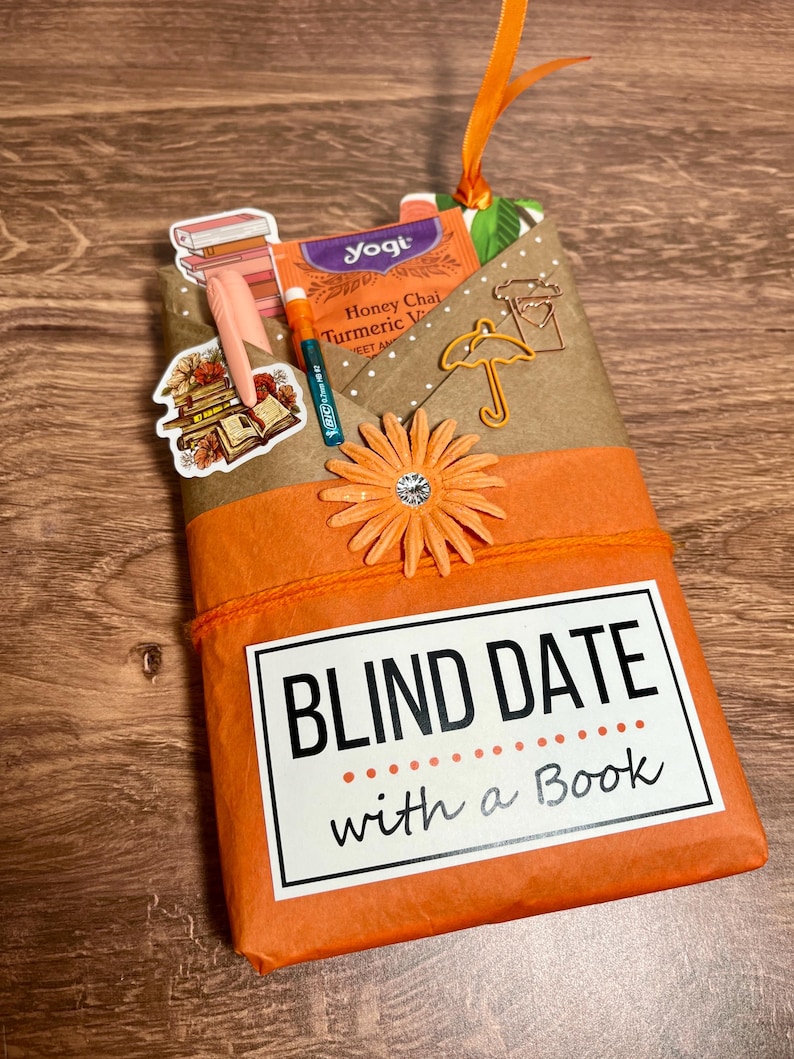 Blind Date With a Book | Book Lovers | Bookish - Etsy
