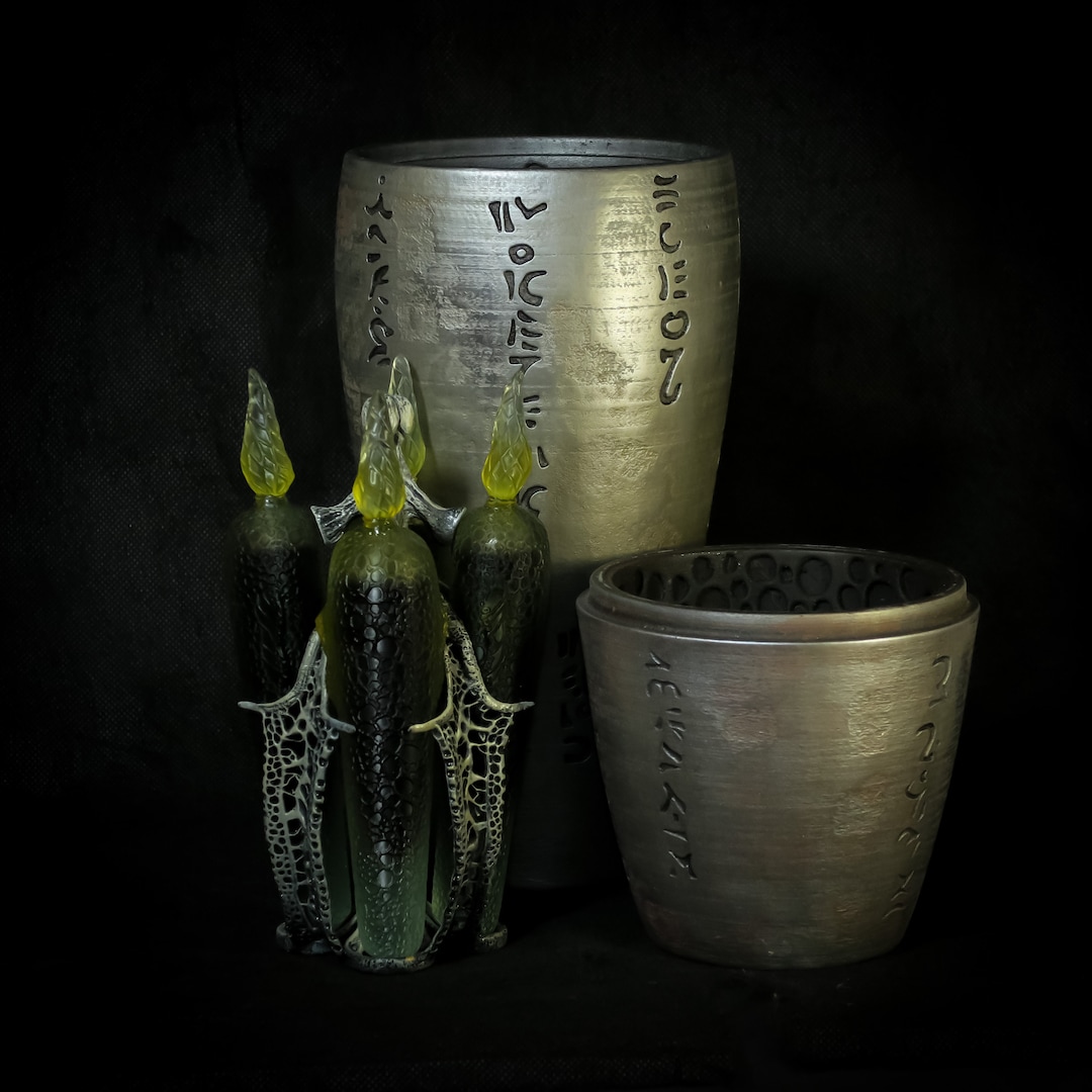 The Black Pathogen Container V2, Inspired by Our Favorite Alien Movie - Etsy