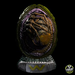 Facehugger Specimen Egg – Cross-section Xenomorph Display | Hand ...