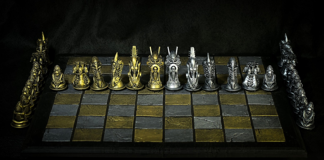 Biomechanic Chess Set - Giger Style - Etsy