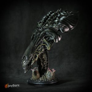 Alien Queen Bust – Epic Sci-fi Display Sculpture - Etsy