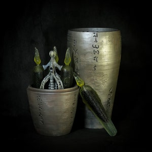 The Black Pathogen Container V2, Inspired by Our Favorite Alien Movie ...