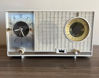 Radio Tube Clock - Etsy