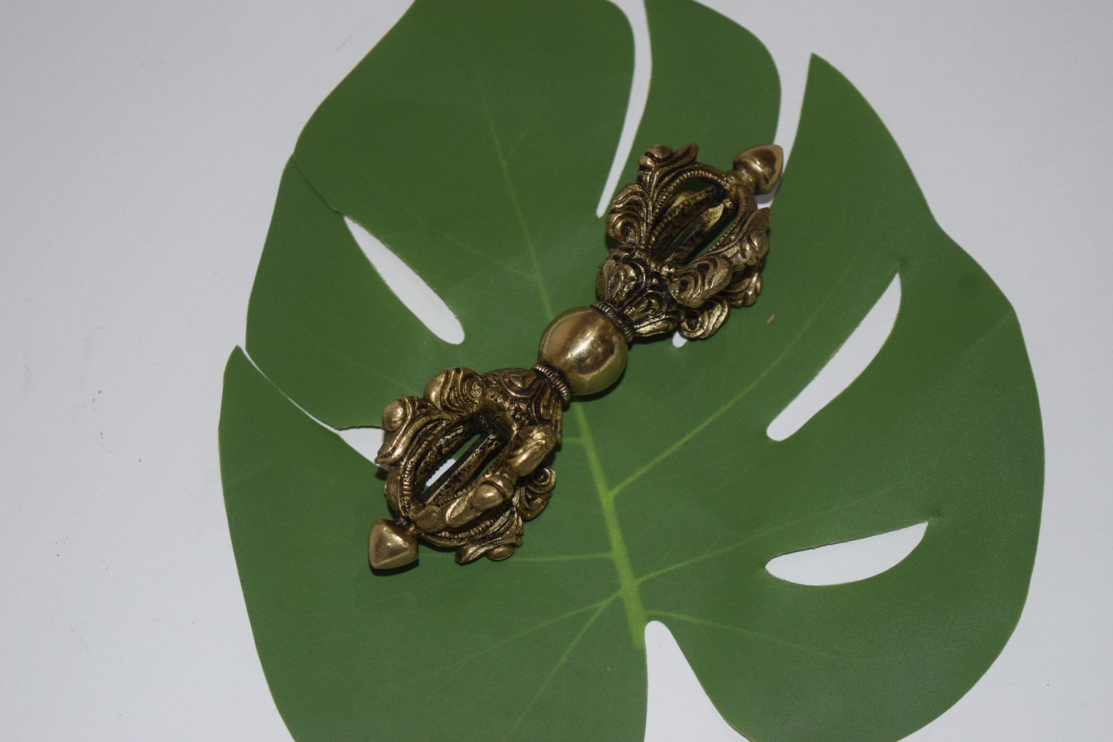 Skywalker Lord Indra's Thunderbolt Vajra | Brass Archaize Meditating ...