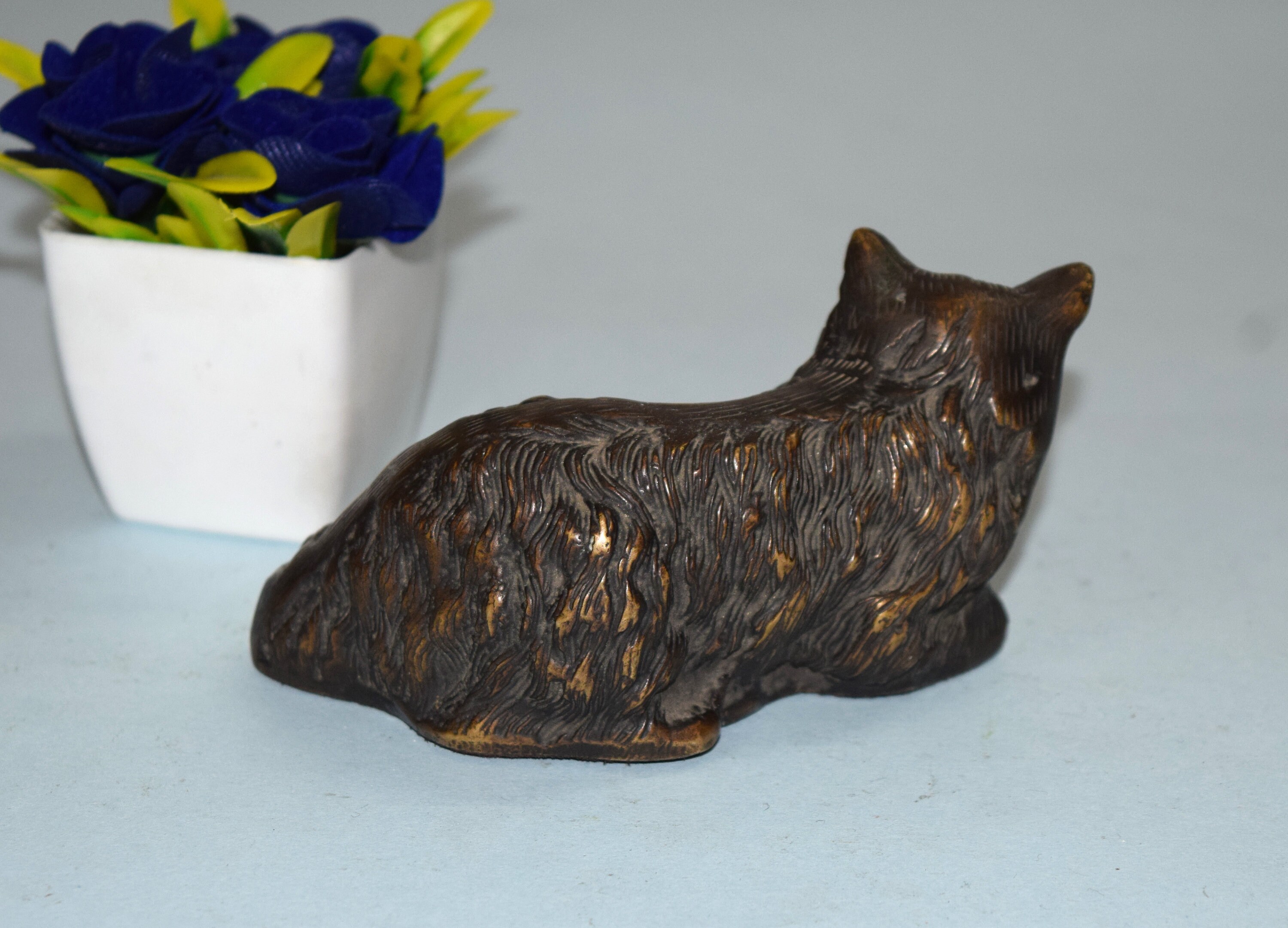 Persian Cat Sitting Statue | Brass Cat Breed Theme | Table Showpiece - Etsy