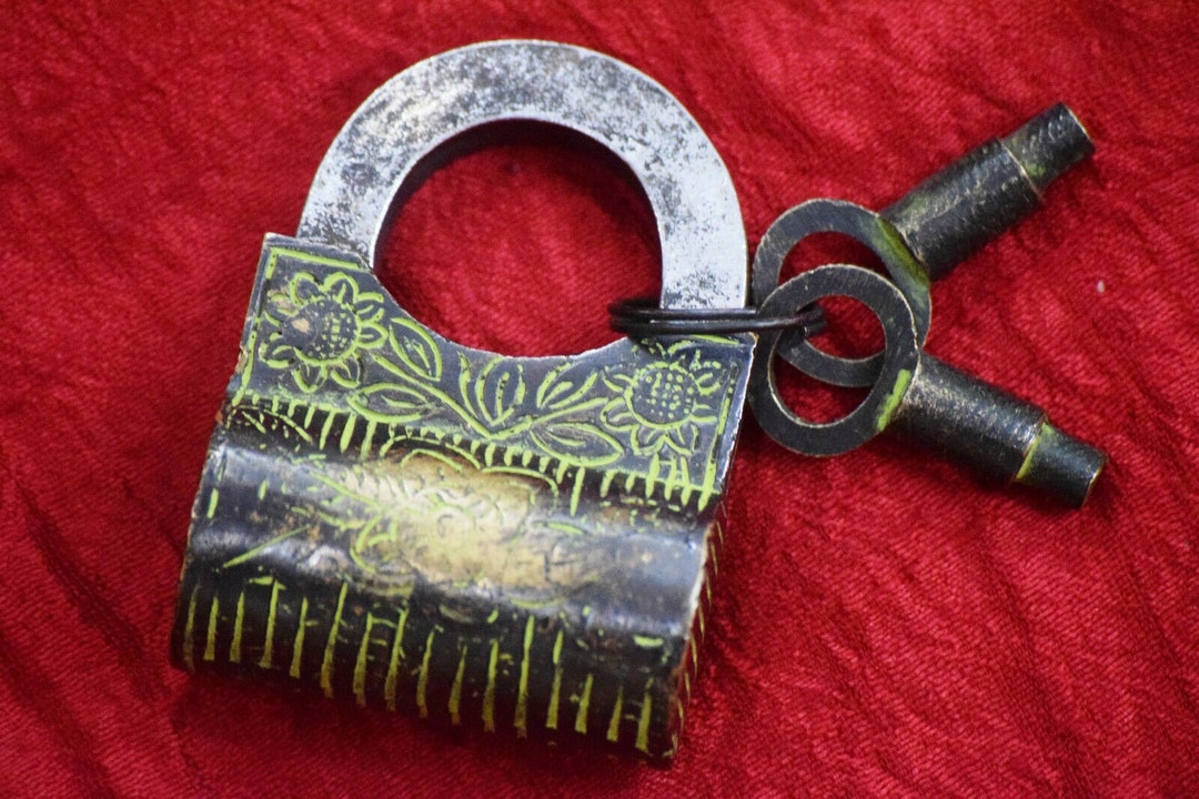 Brass Victorian Tricky Padlock | Floral Design Vintage Style Bolt ...