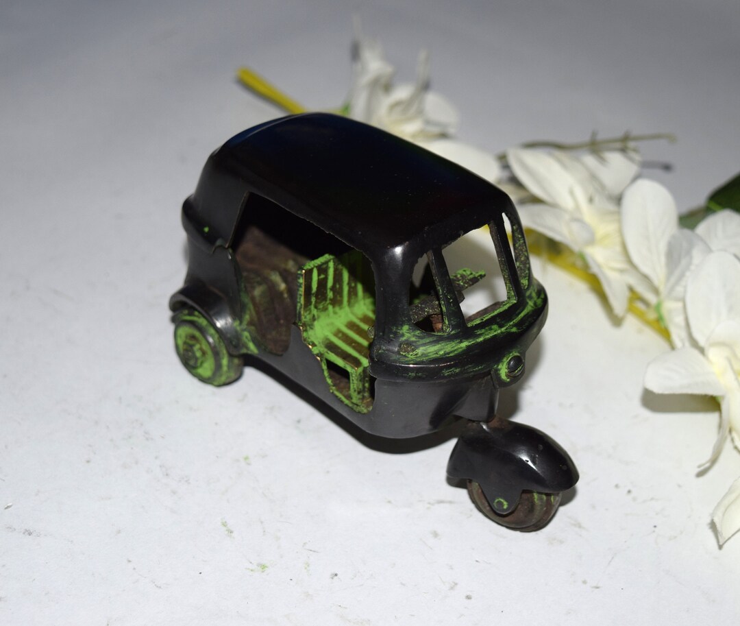 Traveling Vehicle Auto Rickshaw | Brass Collectible Tuk Tuk Figurine ...