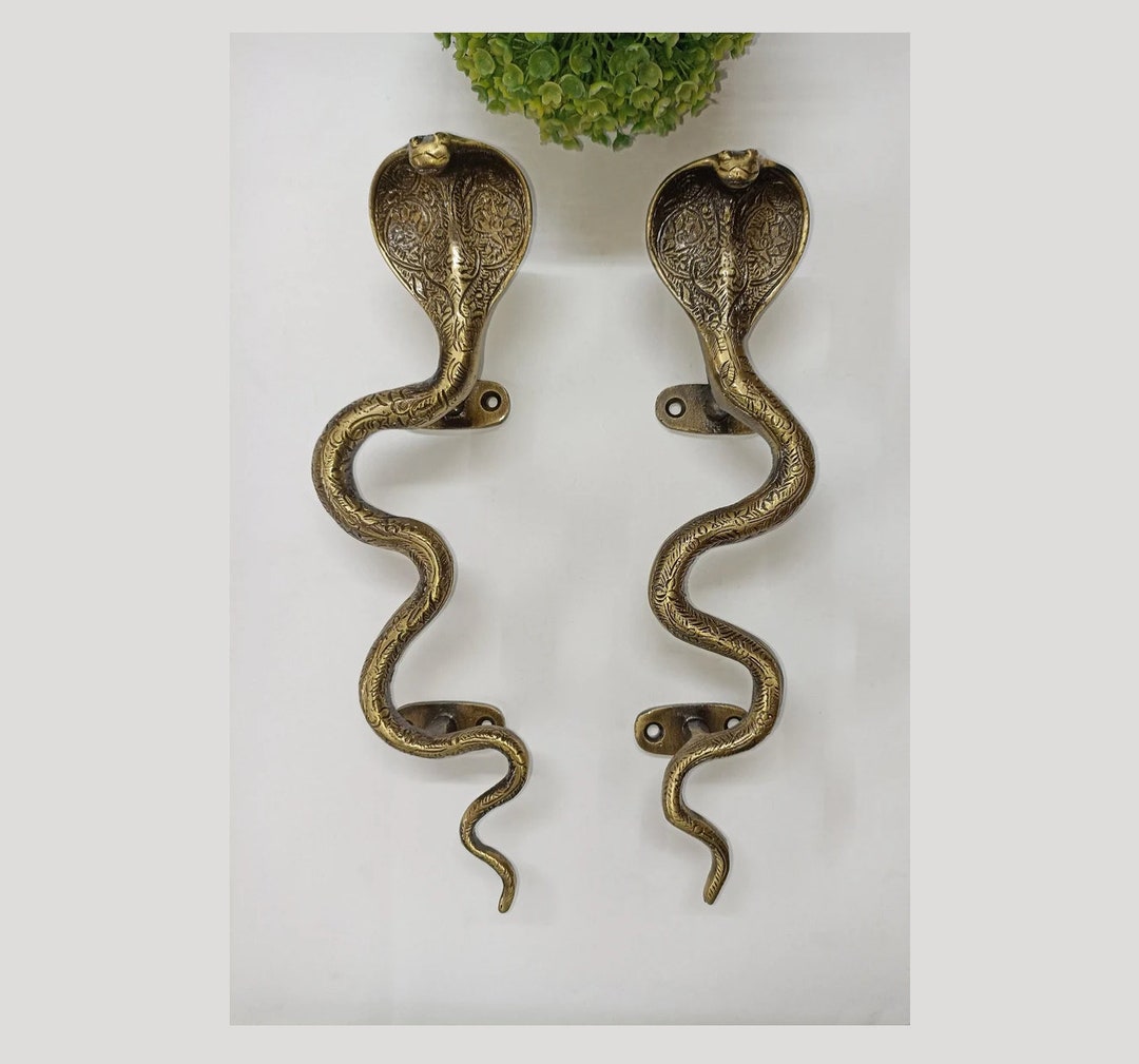 Cobra Snake Design Door Pull Set | Lacquered Brass Viper Serpent Shape ...