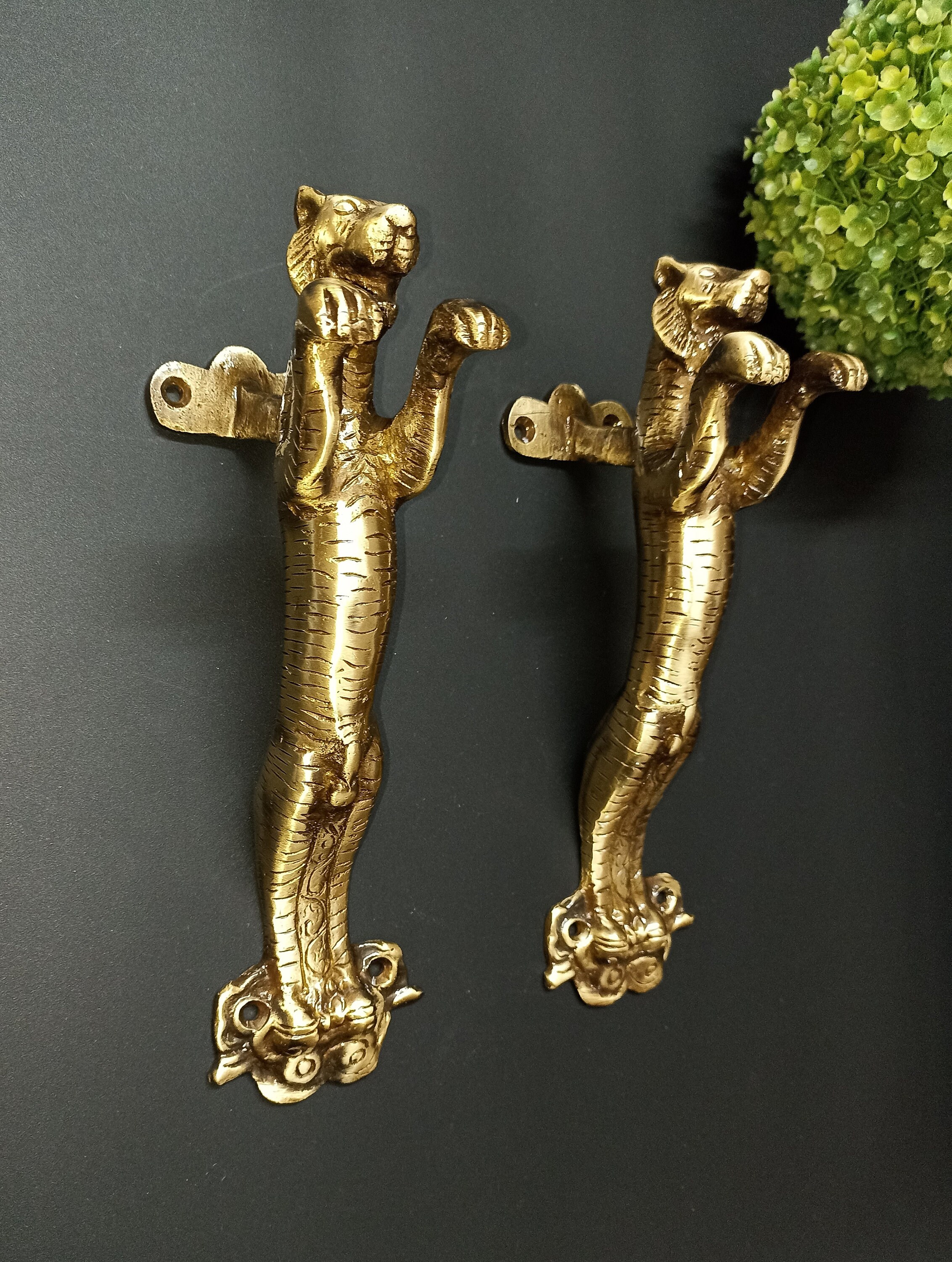 Raring Tiger Main Door Handles | Lacquered Brass Leaping Cheetah Door ...