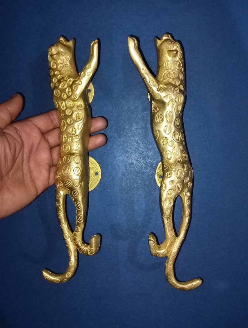 Round Base Cheetah Shape Door Pull Set | 11" Inches Tiger Door Handle ...